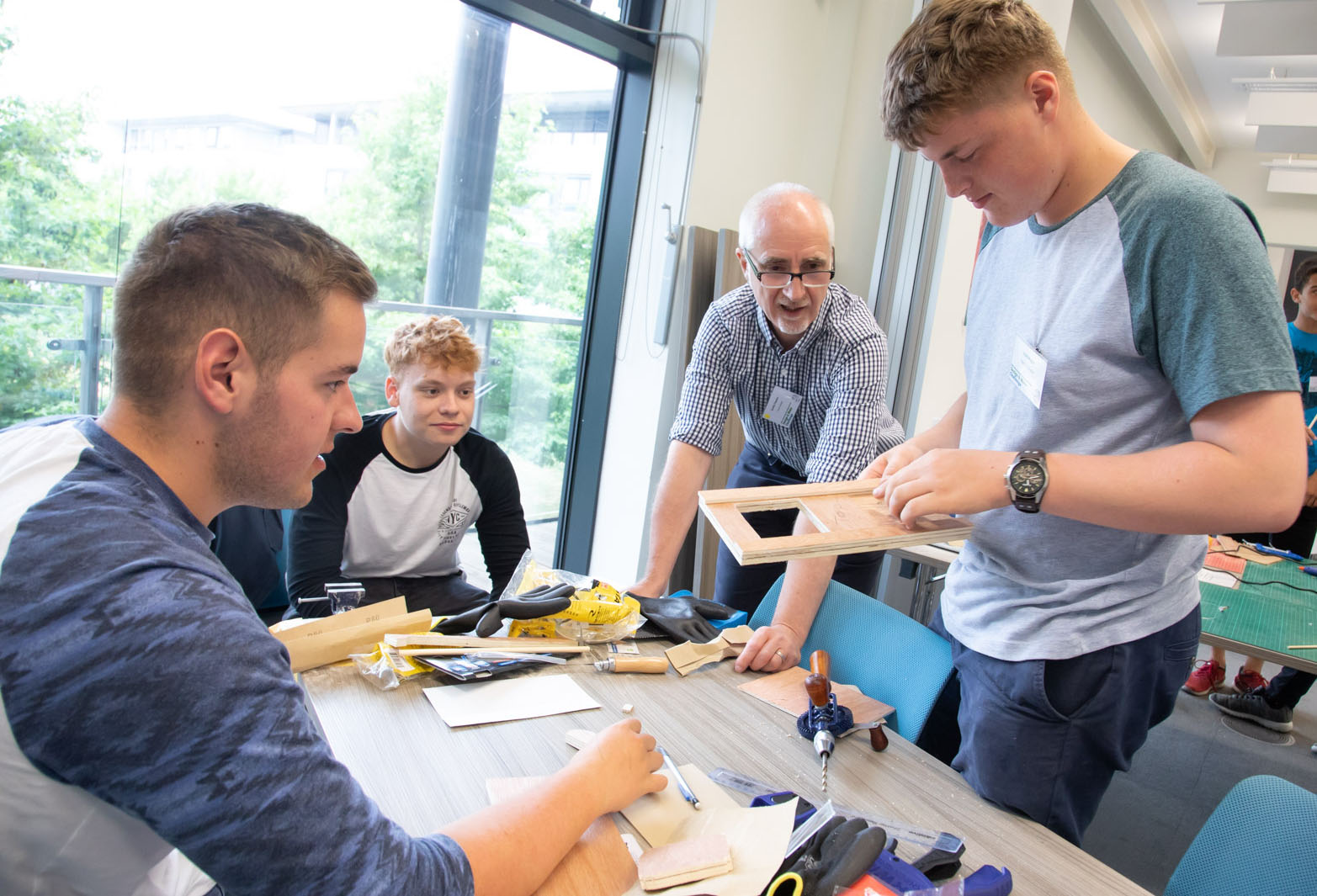 Engineers of the future star at first ever MAN ‘Design & Make Challenge ...